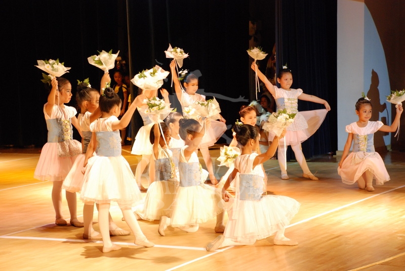The 1st Bangkok Dance Junior Performance – Bangkok Dance Academy